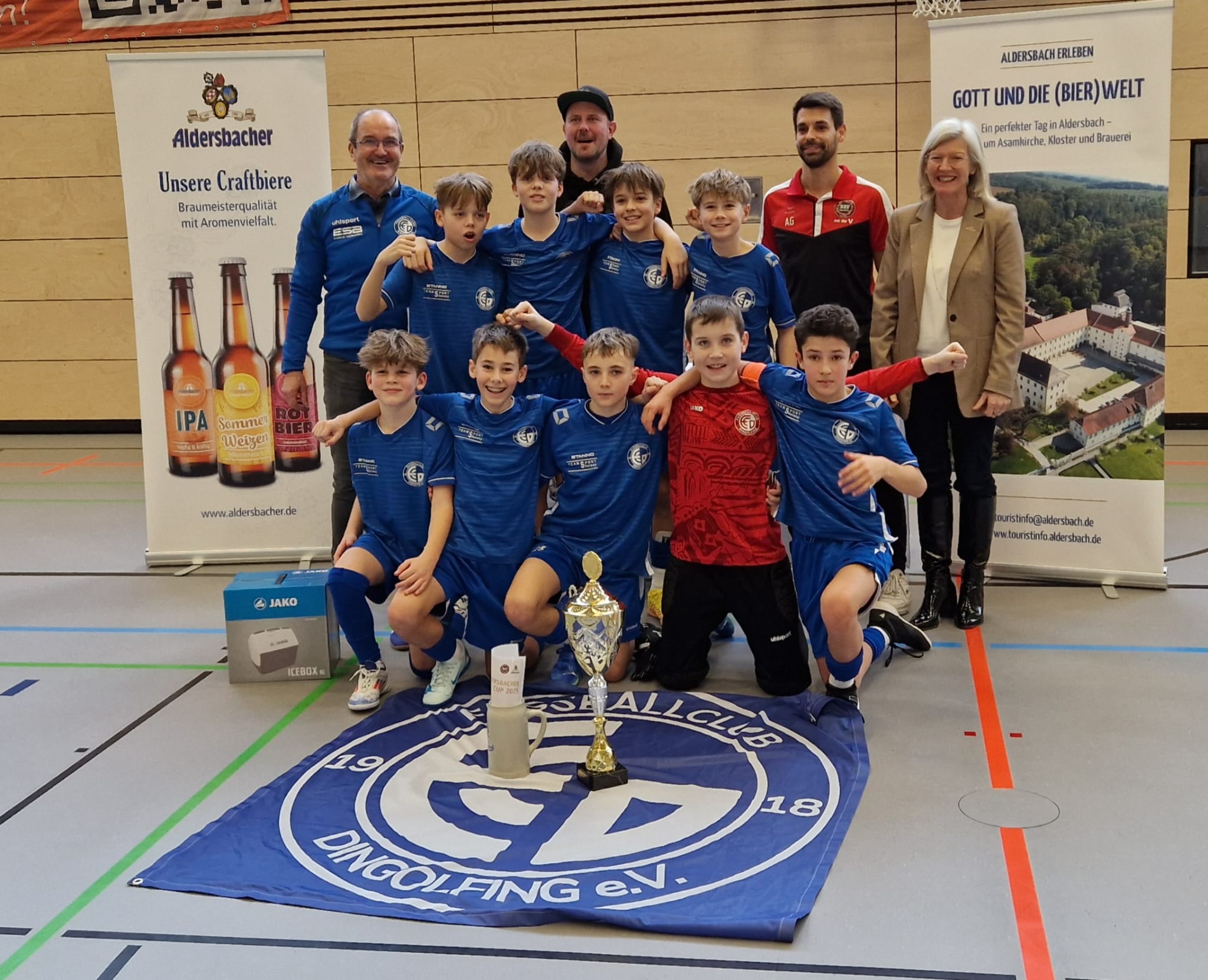 Turniersieg für den FCD - U13 des FC Dingolfing triumphiert in Eggenfelden - FC DINGOLFING