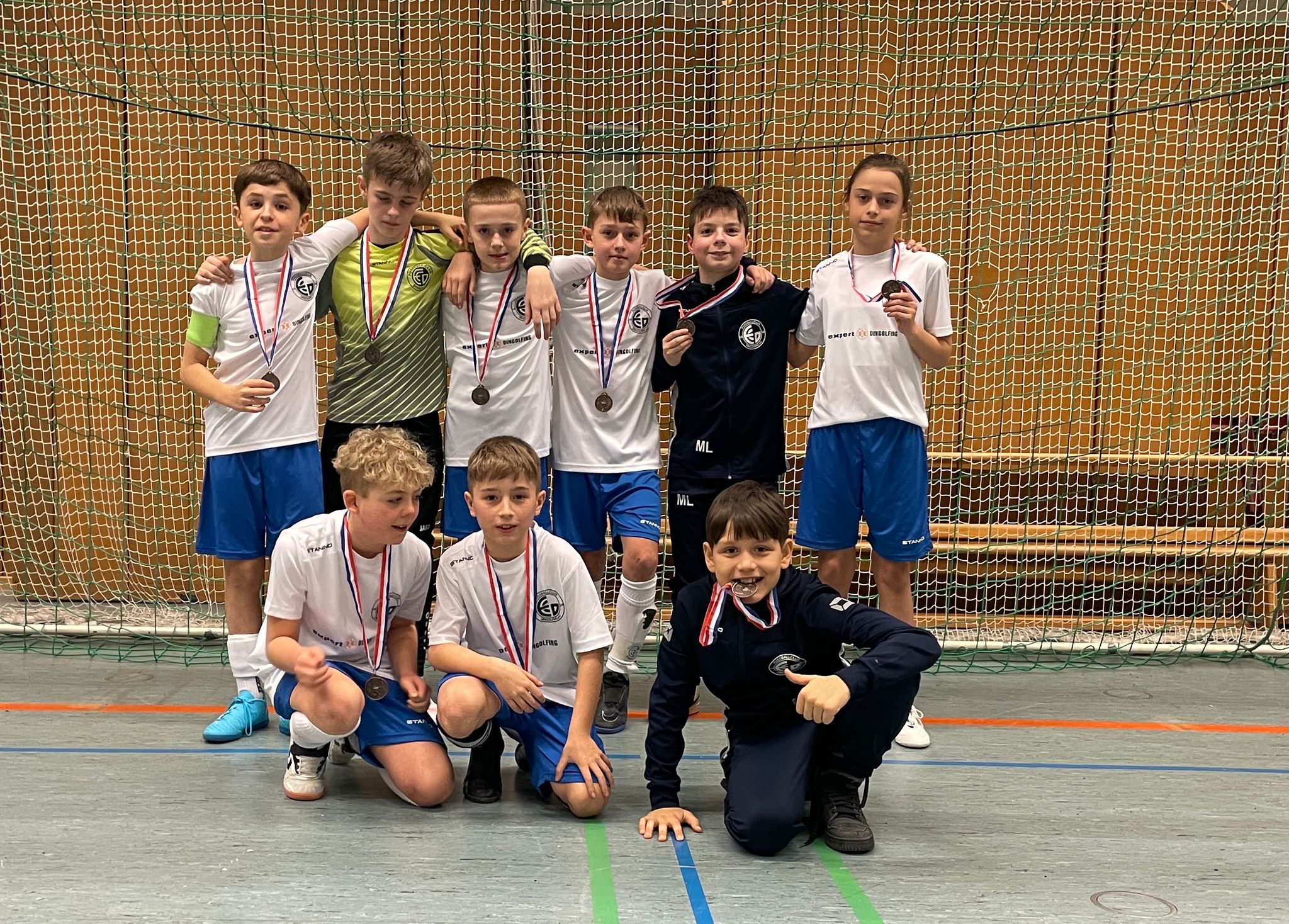 FCD springt aufs Treppchen - U11 des FC Dingolfing holt starken dritten Platz beim Clever Finanz ...